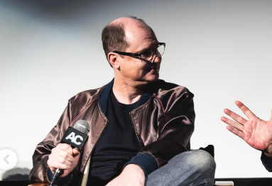 Warner Bros Taps Mike Flanagan for Remake of Stephen King's 'The Mist'