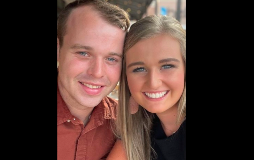 Kendra Duggar Reportedly Separates From Parents During Joseph Duggar ...